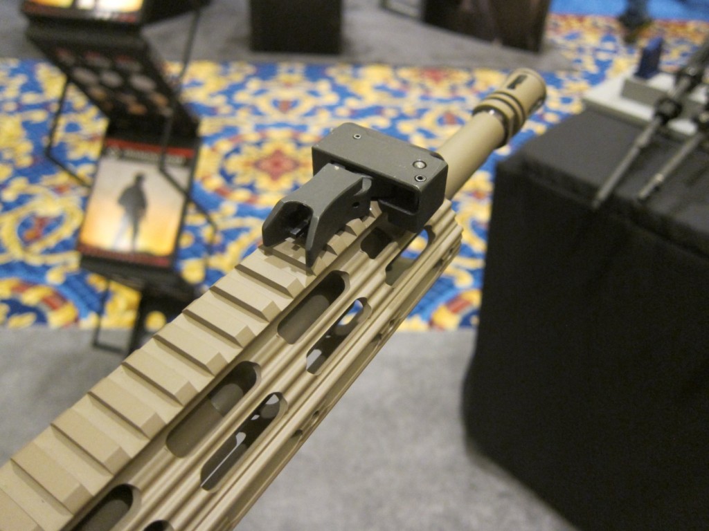 ACOG vs EOTech Rifle Sights